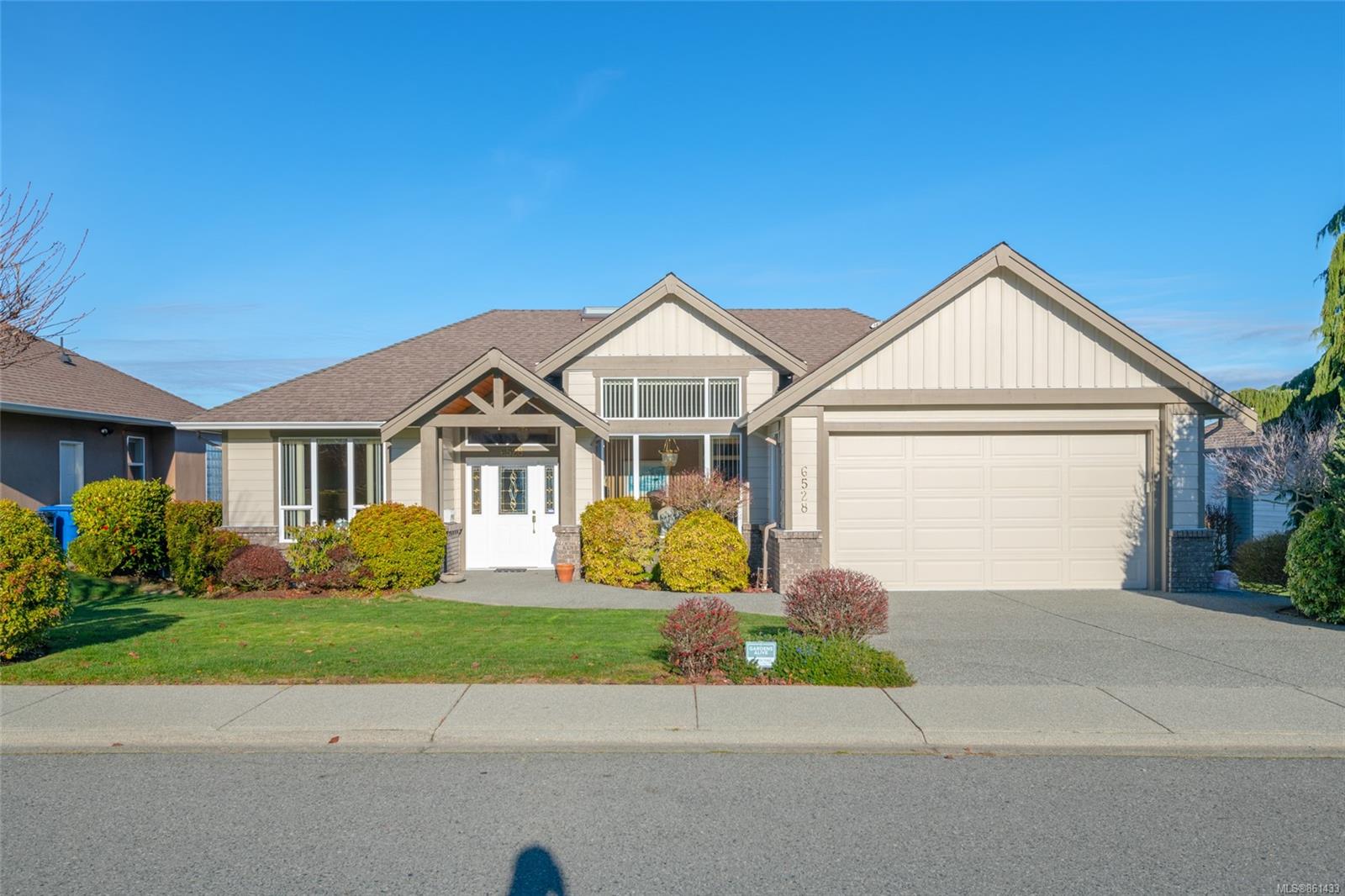 6528 Peregrine Rd, Nanaimo - Derek Gillette