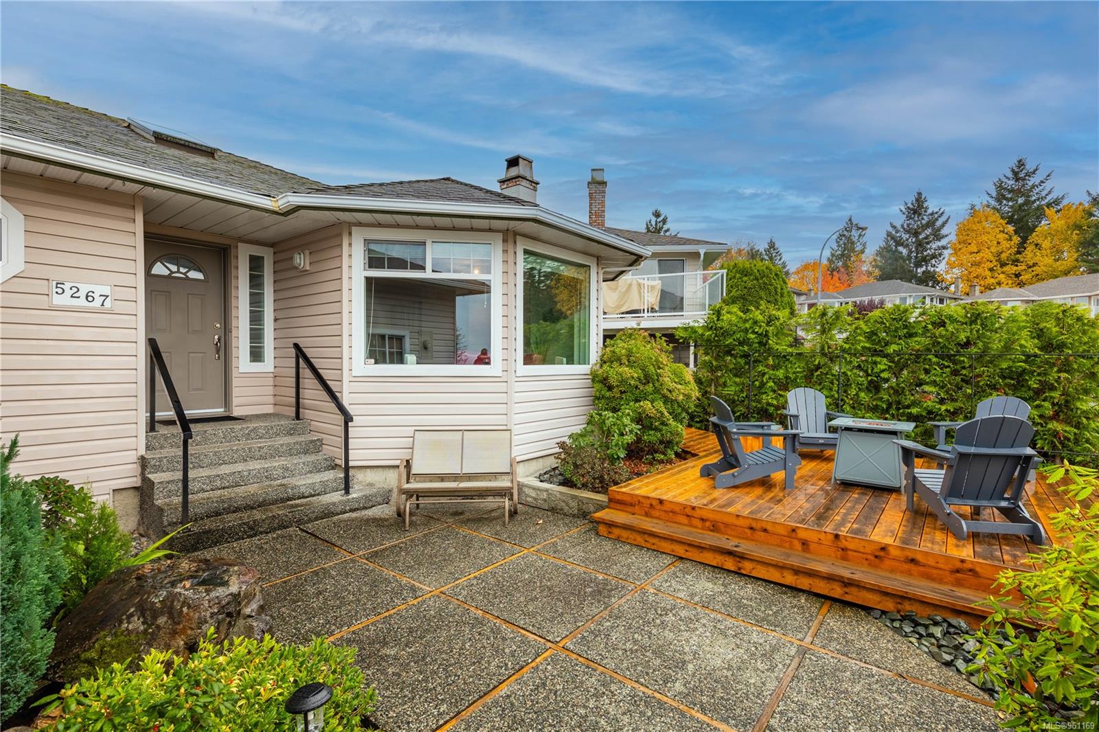 5267 Fillinger Cres, Nanaimo - Derek Gillette