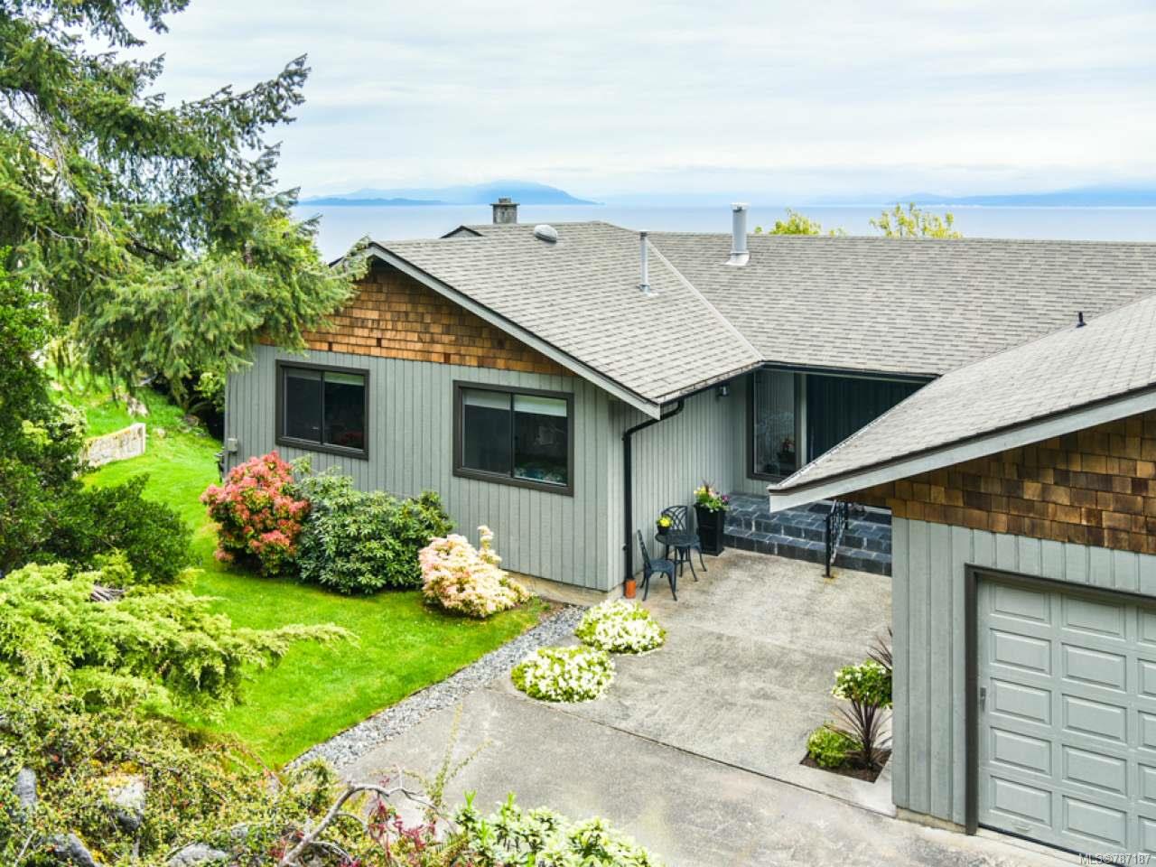 5266 Lost Lake Rd, Nanaimo - Derek Gillette