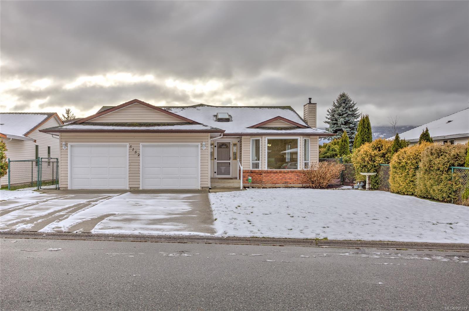 5152 Parton Dr, Nanaimo - Derek Gillette