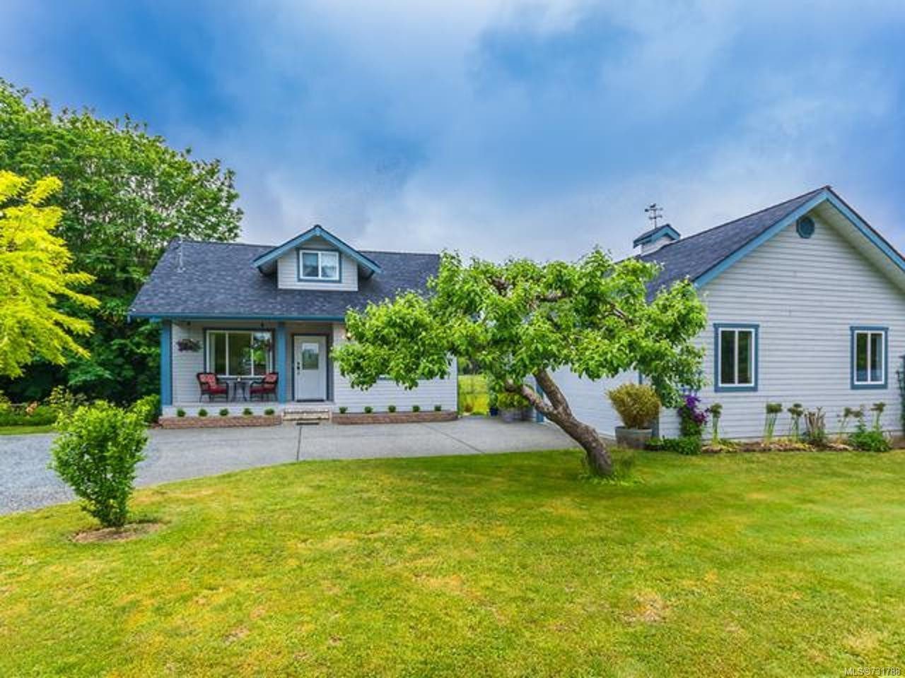 3207 Cedar Rd, Nanaimo - Derek Gillette