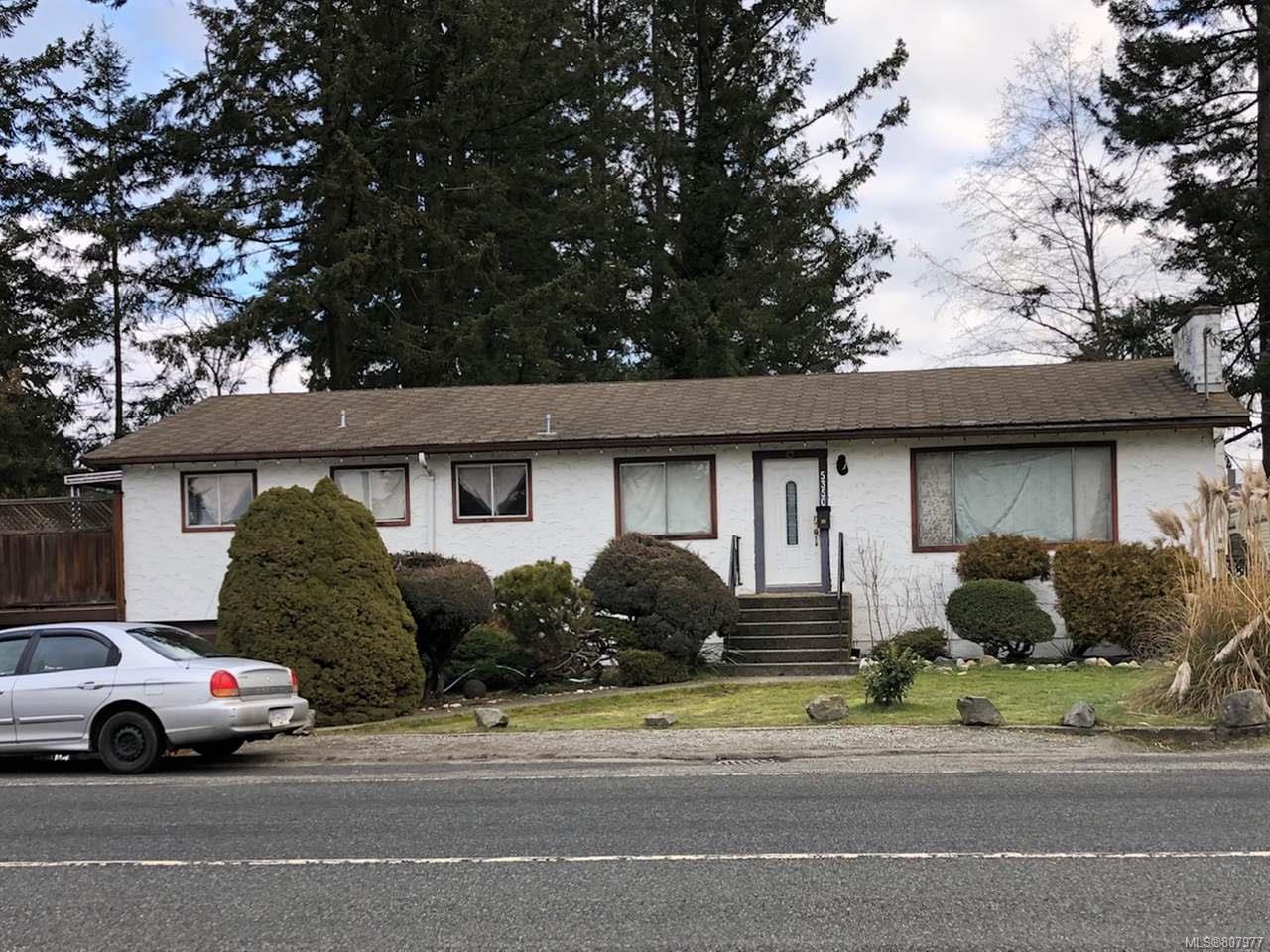 5350 Metral Dr, Nanaimo - Derek Gillette