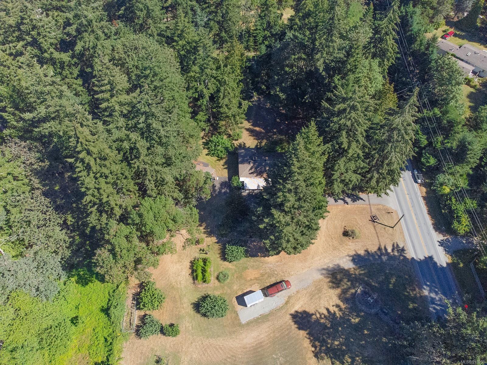 13350 Cedar Rd, Nanaimo - Derek Gillette