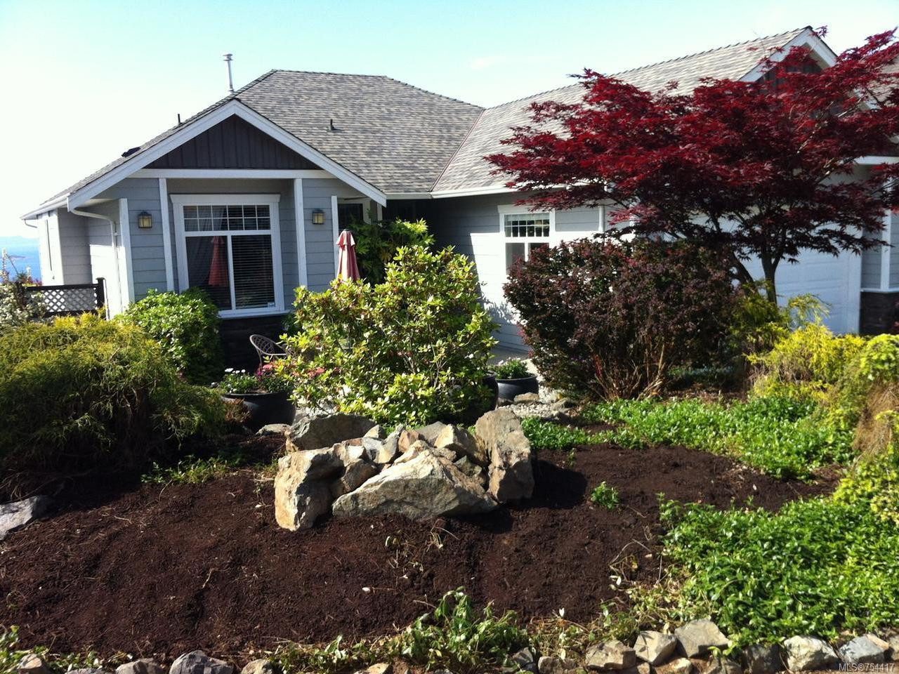 5556 Cliffside Rd, Nanaimo - Derek Gillette