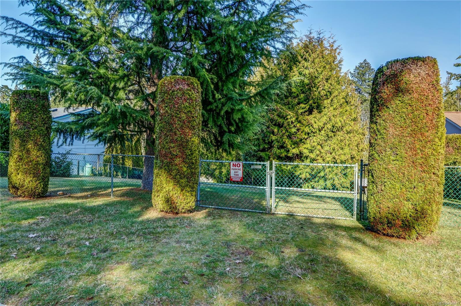 214 Emery Way, Nanaimo - Derek Gillette